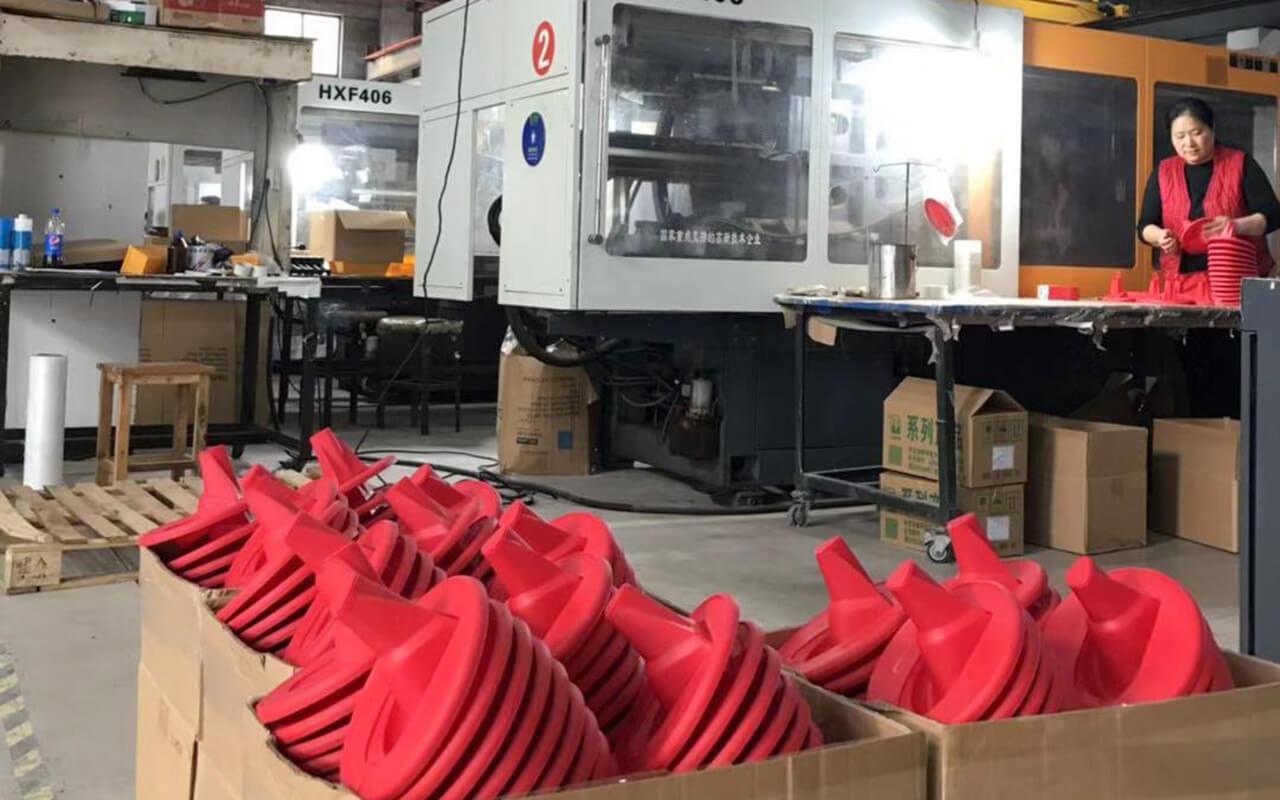 Plastic Molding & Extrusion – WiseHome